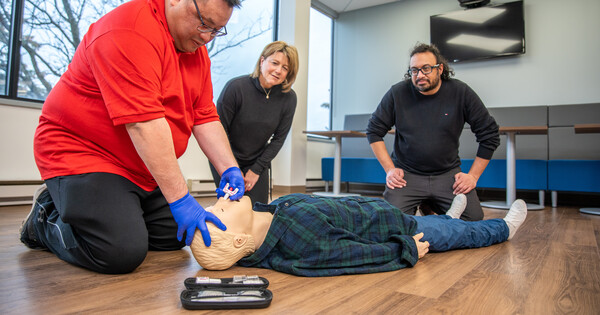 How to Recognize and Respond to Opioid Poisoning - Canadian Red Cross